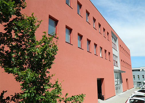 company profile - inPHARM.cz